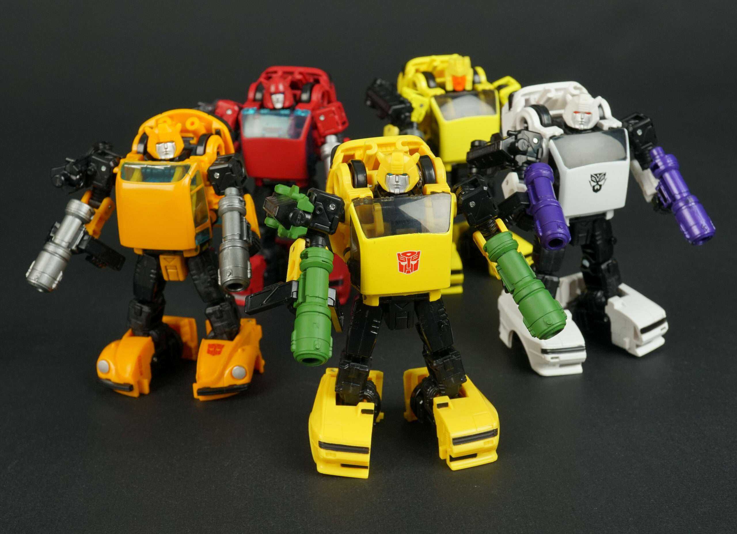 New Galleries: Worlds Collide Bumblebee plus Netflix Bumblebee, Selects ...