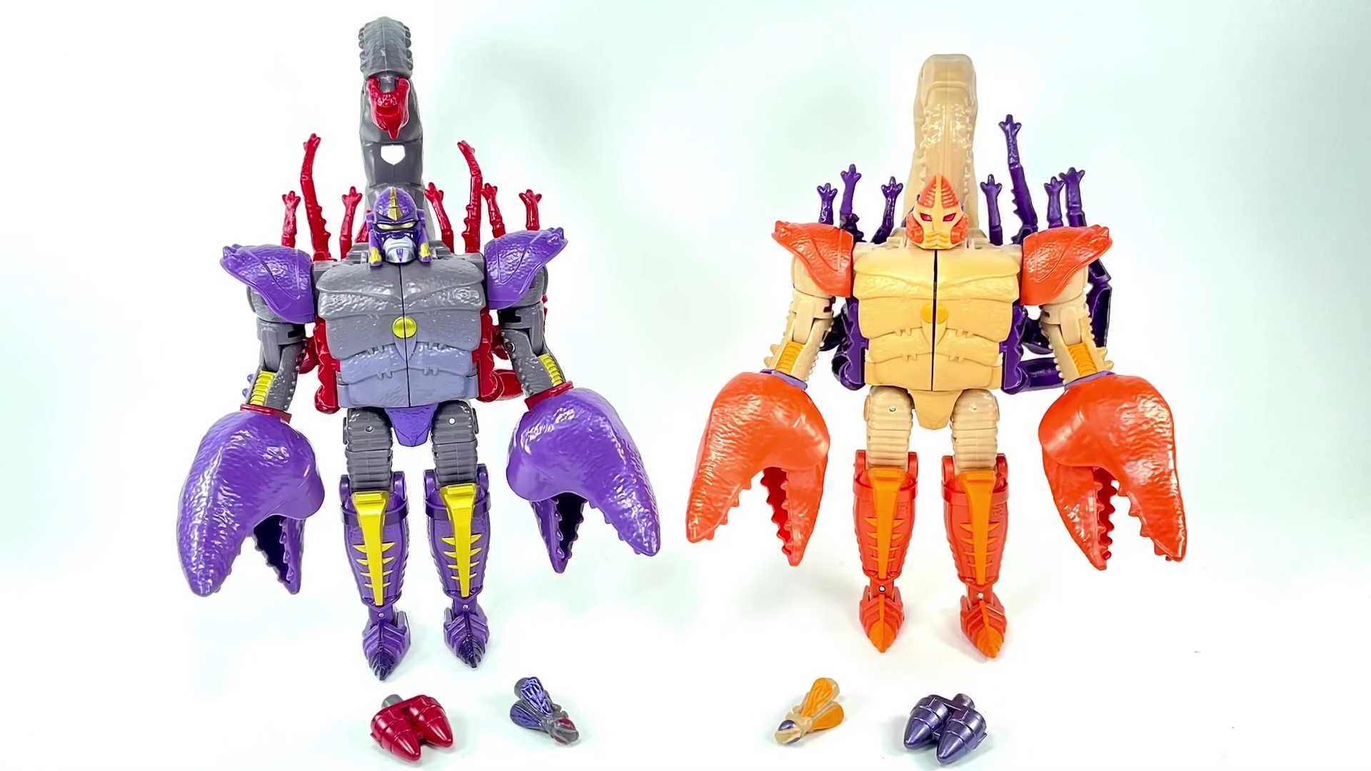 Transformers Legacy/Selects Deluxe Beast Wars Sandstorm In-Hand Images ...