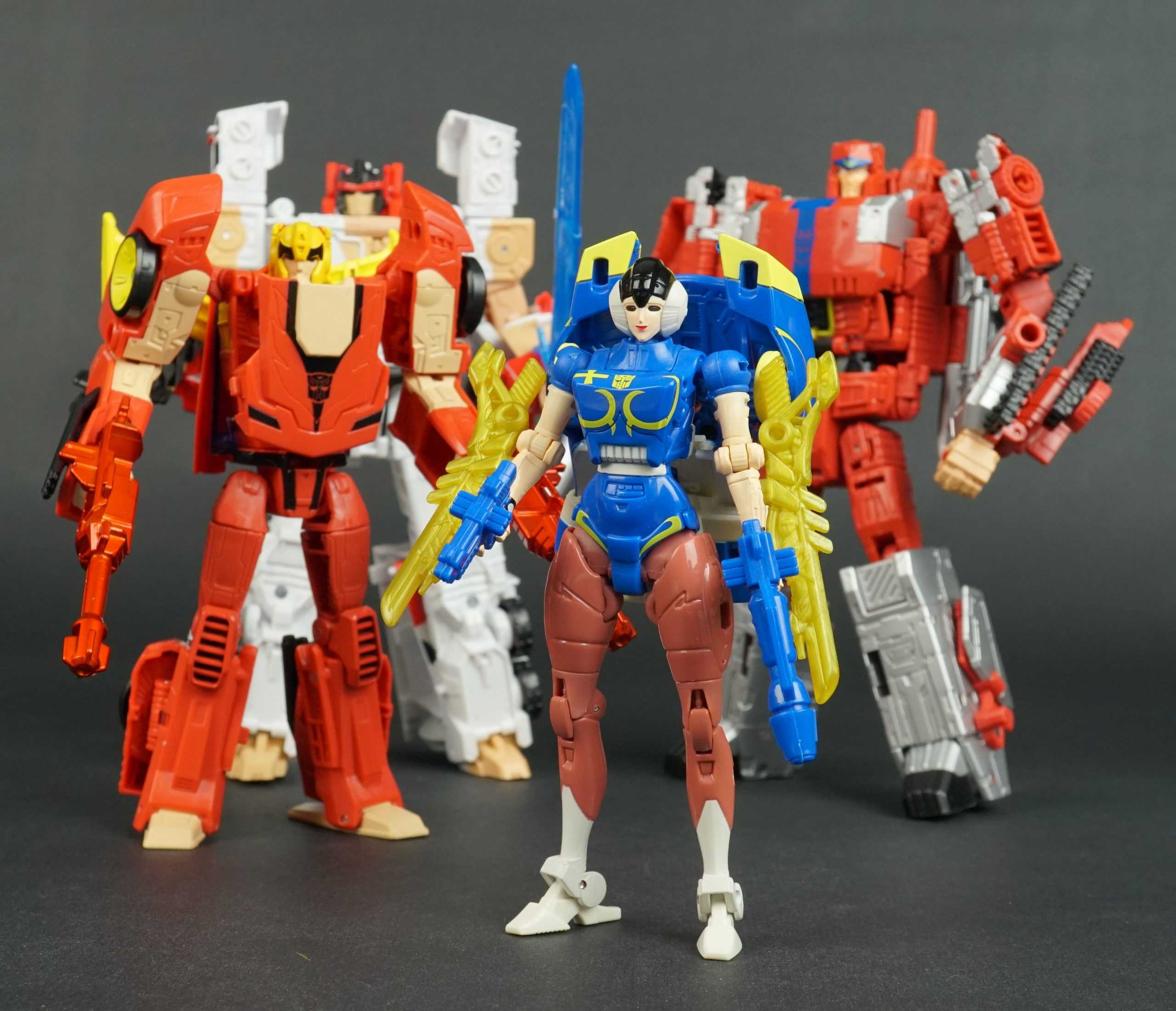 New Galleries: Transformers X Street Fighter Ryu, Vega, Ken and Chun-Li ...