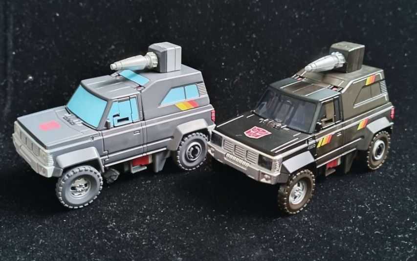 More Images of Gen Selects Trailbreaker in Toon Colours - Children of ...