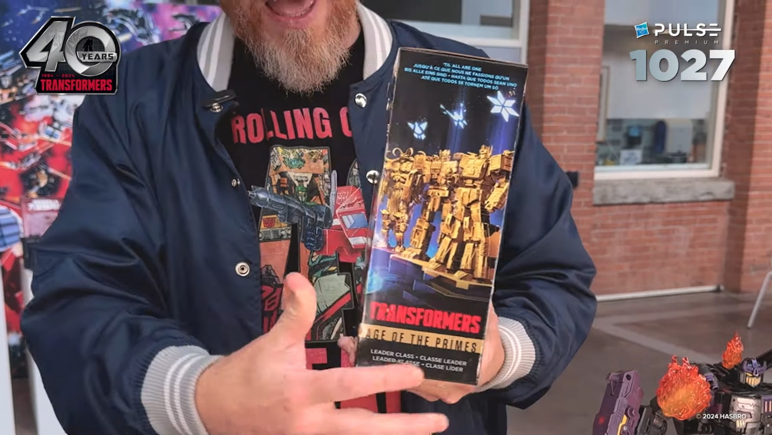 AotP Megatronus Box Gives First Look at Listed Titan Star Optimus Prime and Unlisted Liege ...