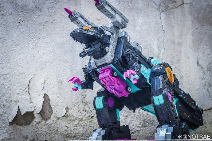 Transformers Age Of The Primes Generations Selects Titan Class ...